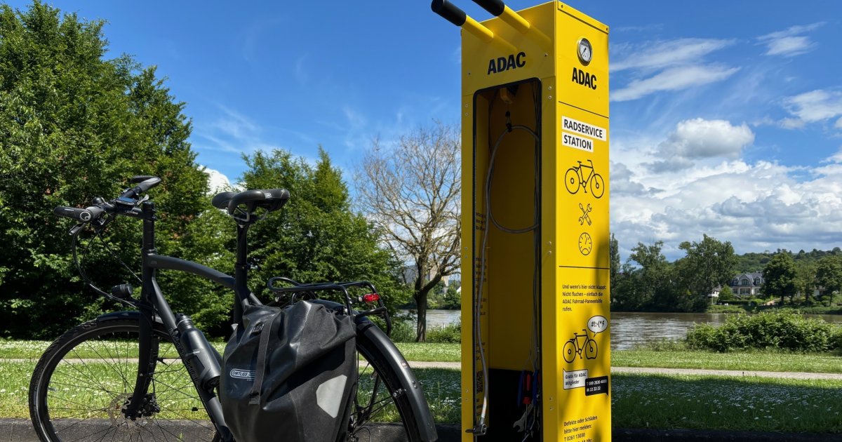 ADAC Mittelrhein errichtet Fahrrad-Servicestation | Stadt Koblenz
